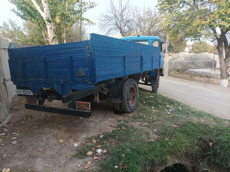 AVIA yuktashish mashunasi