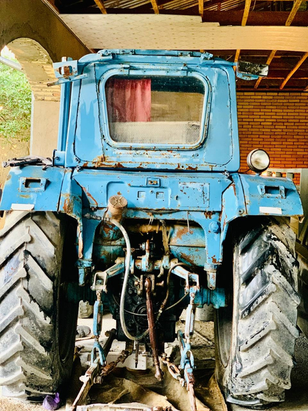 Brlarus MTZ80 pritsepi bilan