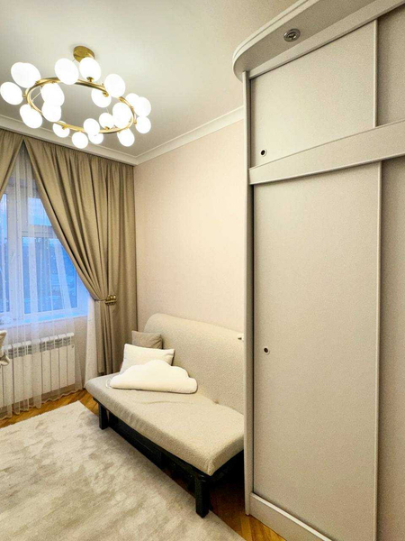 Продаётся 3/4/5 квартира ор-р 145 школа.Садык Азимова Br17