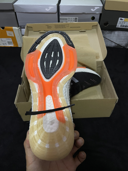 Adidas ultraboost 40 razmer