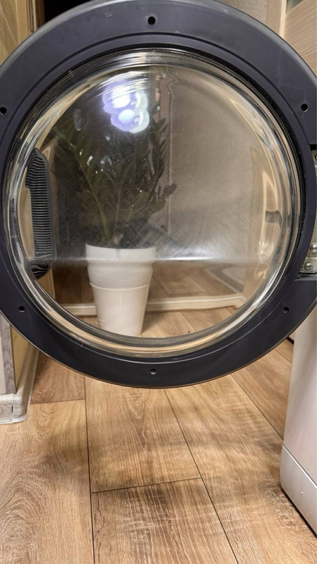 Hotpoint Ariston b/u podshivnik alishtirish kere qogan joylari yaxshi