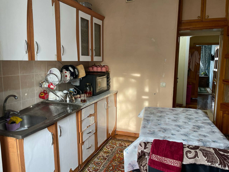 Срочно Продаётся 3 комнатная квартира Академ городок. Франция