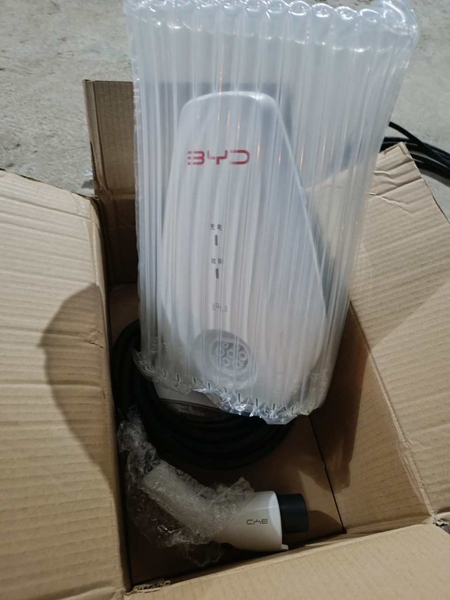 Зарядное станция для Электромобилей BYD