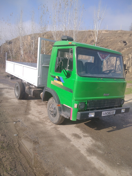 Грузовик уз отайул 6500доллор