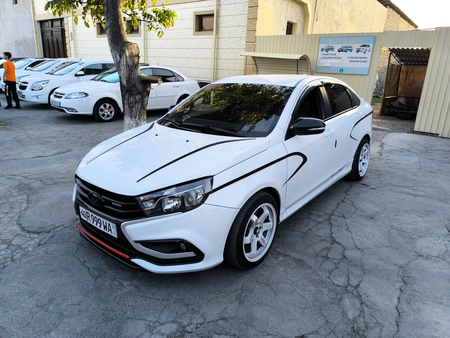 Lada VESTA SPORT сотилади