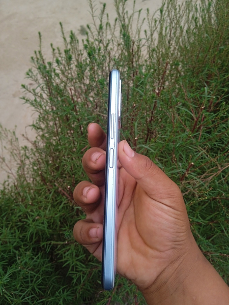 VIVO Y 21 telephone
