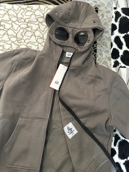 C.P company Дешево