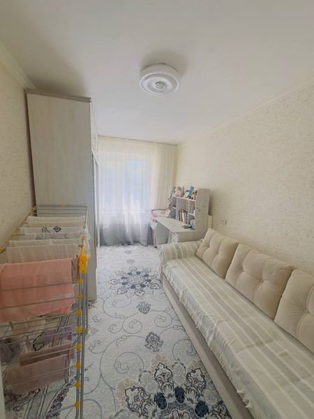 Продается 3 комнатная квартира площадью 70кв.м. В Согдиане ор. Боулинг