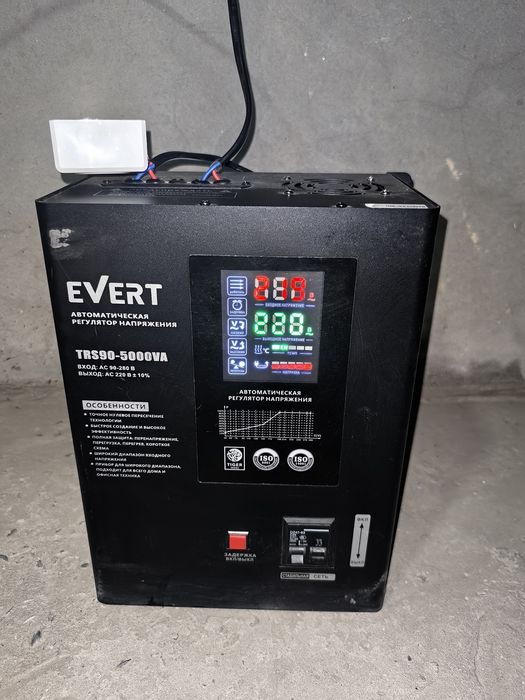 Стабилизатор Evert 220 v