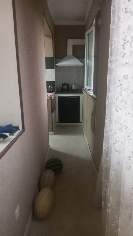 Срочно! Не дорого! 1в2/4/9
Продается 1комнатная,  переделанная в 2.