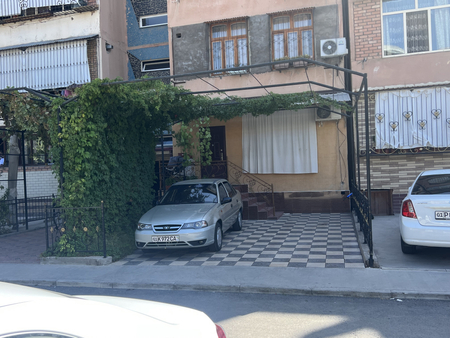 Prodaetsya 4x komnatnaya kvartira