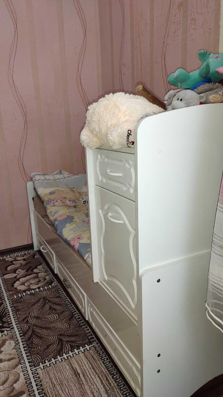 Детская кровать с ящиками