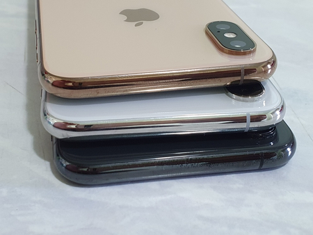 Iphone Xs Ideal 64 GB Gold Whinte Black