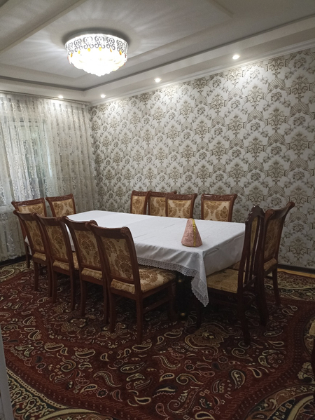 Яккасарой тумани квартира продаётся