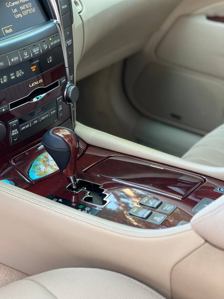 В продаже Lexus LS 460