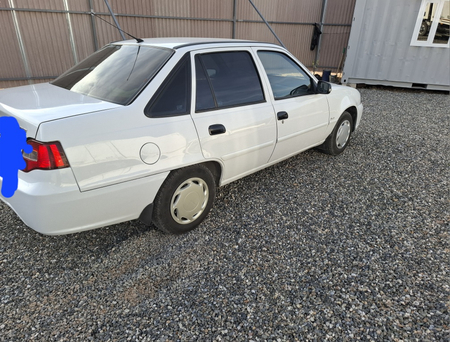 Chevrolet neksiya
