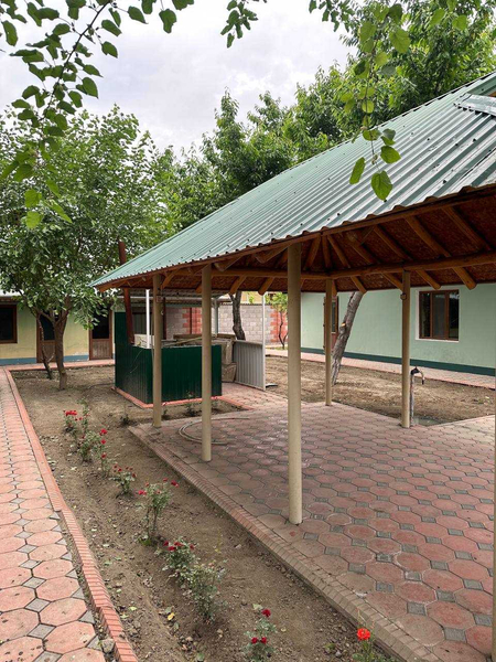 Уй сотилади, саккиз сотих