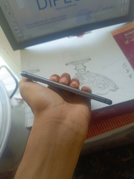 IPhone 8 ideal [srochna]