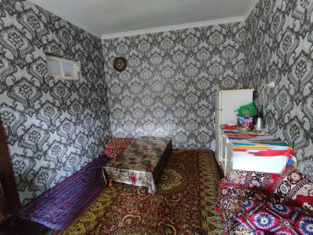 Продается 2х этажный дом  на земле за янги базаром МОЖНО В ИПОТЕКУ