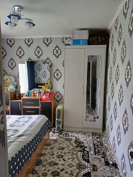 Продаётся 2х ком квартира в Спутнике 4. 2/2/2 кирпичный дом