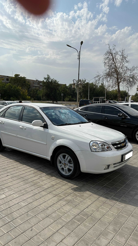 Lacetti 2009 1.8 metan sotiladi