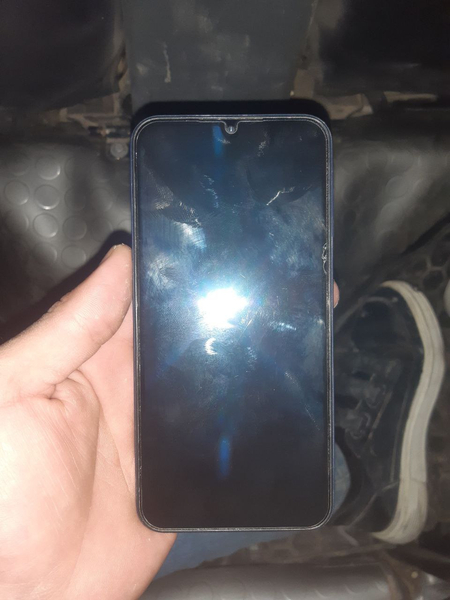 A15 holati idyal 8 256 kor dok full