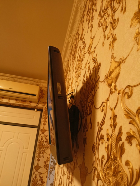 LG televizor sotiladi antenalaricl bilan birga