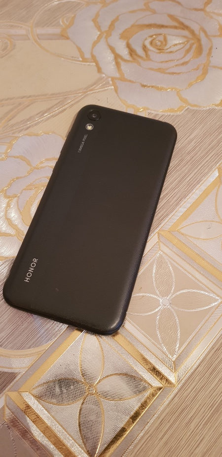 Honor 8s  global