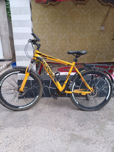 Velosiped sotiladi