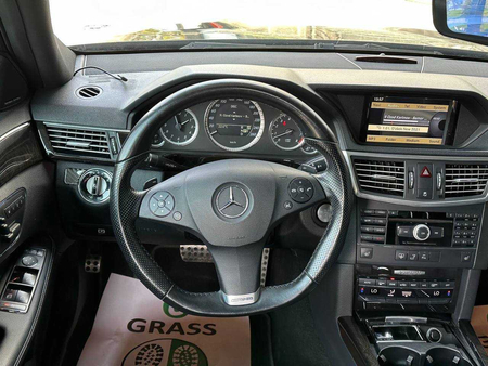 В продаже ! Автомобиль Mercedes - Benz W212 E550