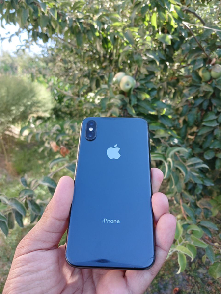 Iphone Xs sotiladi