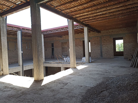 В доль трассы Самарканд сити (под ресторан)