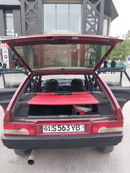 Lada 1992 год бензин 2109