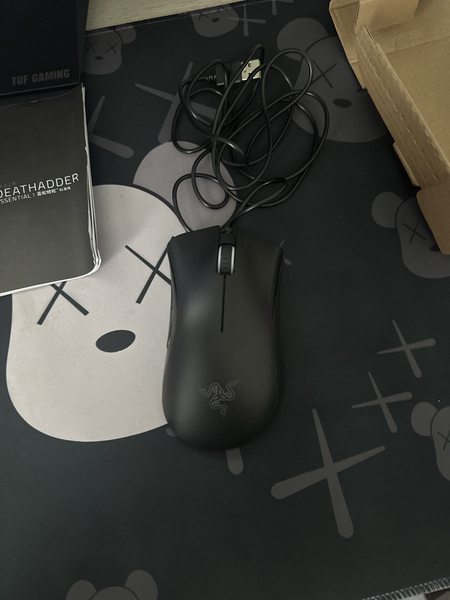 Мышка Razer Deathadder Essential