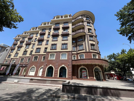Продается квартира центре 2 этаж 3 ком Ц1