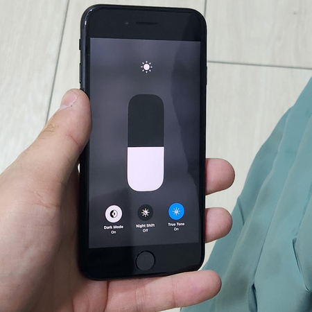 Iphone se 2020 (turbosim)
