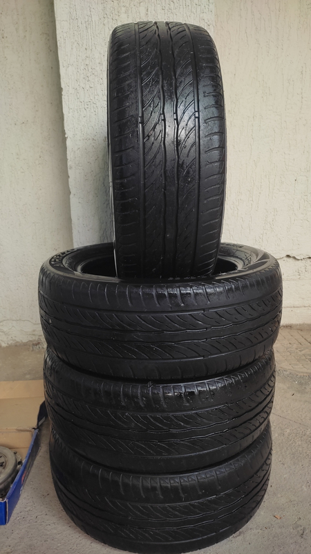 Продам шины R15 б/у