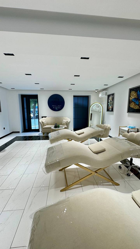 Нежилое помещение. Ц-6 напротив НА НЕБЕ. Площадь: 150 м²+200 м² террас