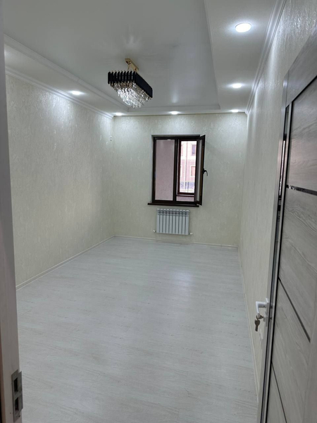 Sotiladi 2 xona 88m² skvaznoy 1 etaj