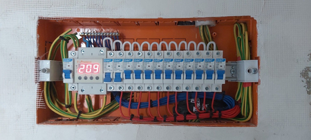 Elektr mantaj to'kli pol ustano'vka
