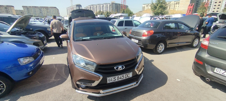 Lada x ray 2016 y