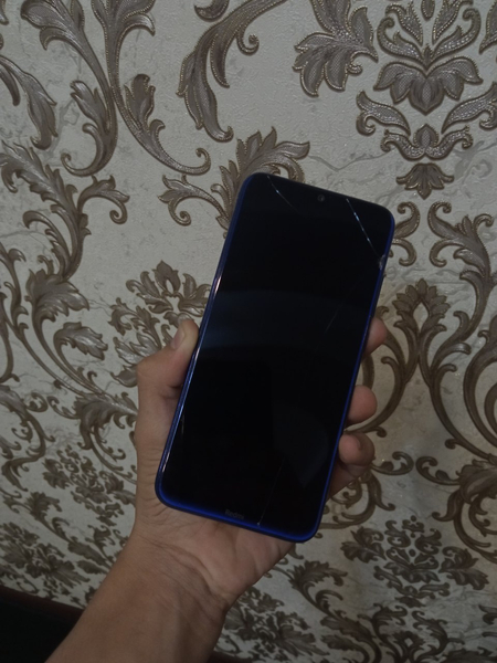 Прадается REDMI NOT 8