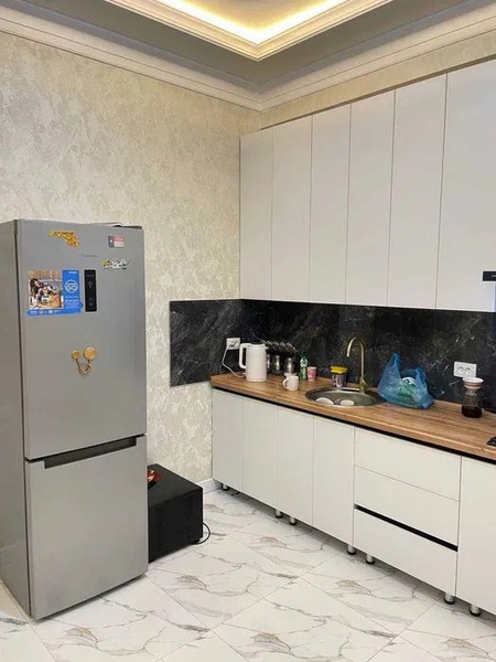 СРОЧНА продается шикарная двушка рядом Самарканд дарвоза.метро