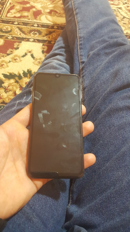 Samsung a40 sotiladi