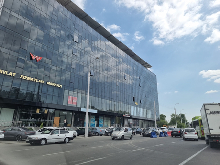 Продаётся 80 квм офис с ремонтом на 7 этаже в БЦ, Яккасарой