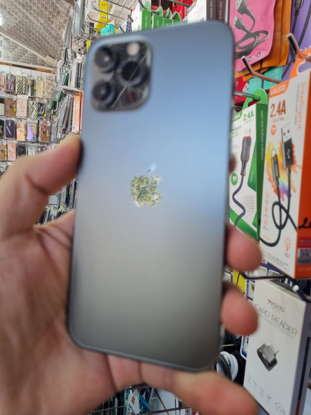 12PRO MAX 128GB Batareya 74%
