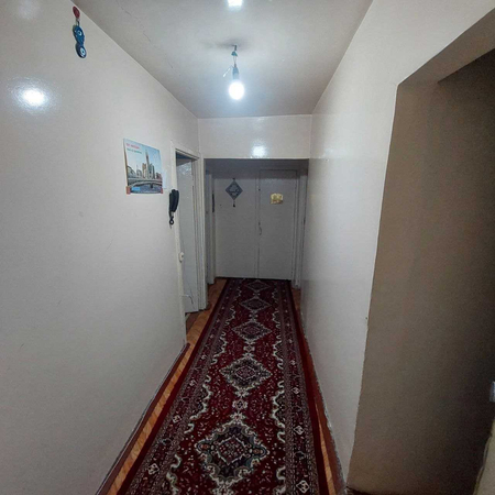 Продаётся 4х комн квартира на 3 этаже Ор-р Центральная аптека