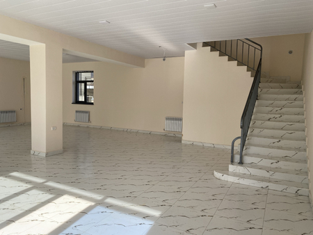 Dorixona, Tibbiy markaz bino Ijaraga (Pastdargom Markaziy shifoxona)