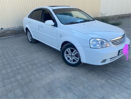 Lasetti avtomat 3 paditsiya