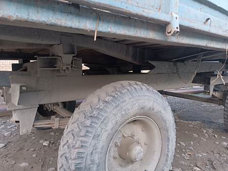 Прицеп сотилади накдга